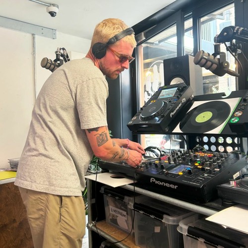 Stream 24 Karat Kenz :Rave 2 Raise Parties 18/04/24 - Voices Radio by ...