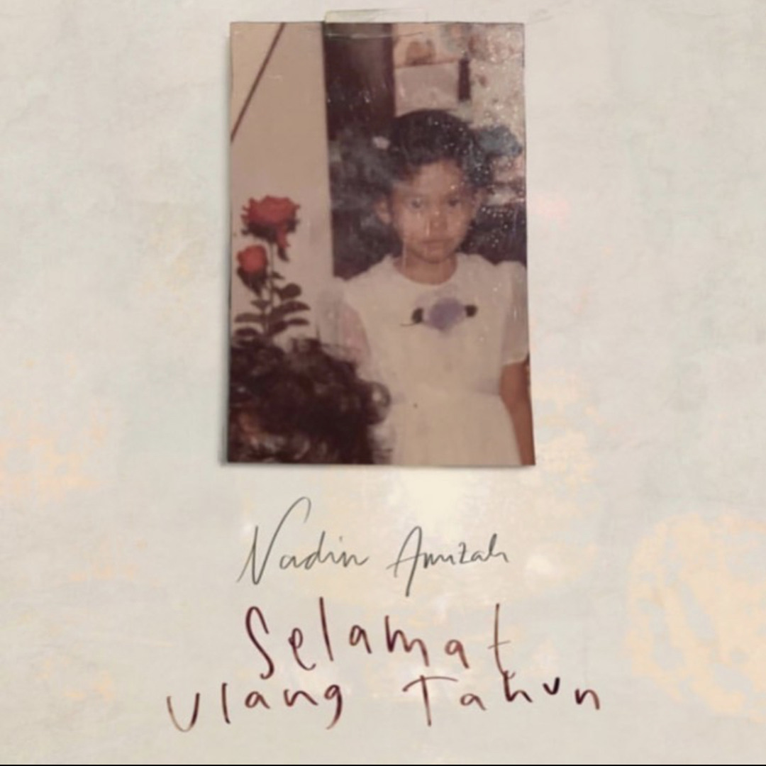 Stream Nadin Amizah - Bertaut by Eugenia Birgitta Marsha | Listen ...