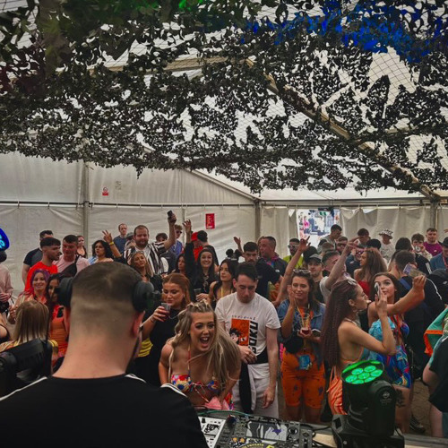 Stream Forry Live @ Coloursfest 2023 by ForryOfficial | Listen online ...