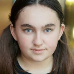 Isabella Hall's Instagram, Twitter & Facebook on IDCrawl