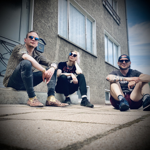 Stream BERLIN BERLIN by DONATA | Listen online for free on SoundCloud