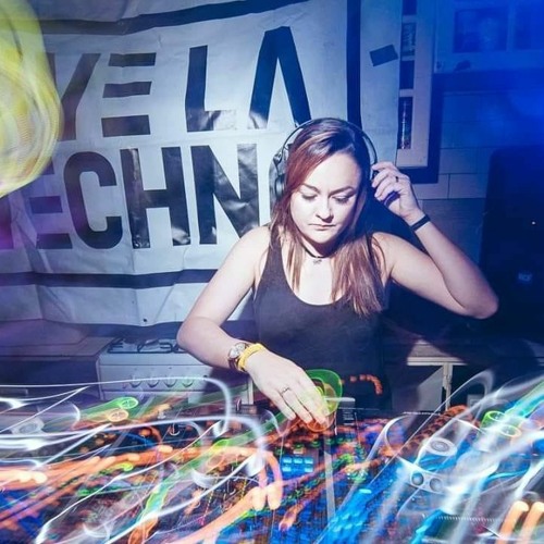 Stream Tech-No-Notice by 2CanSam | Listen online for free on SoundCloud