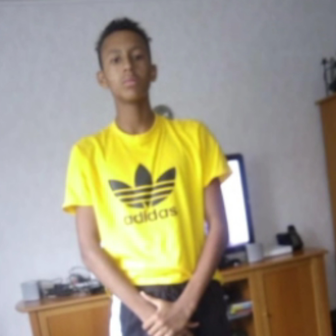 Stream Hezzy - Ready 4 WAR (gammal version) (Osläppt) by Allianz ...