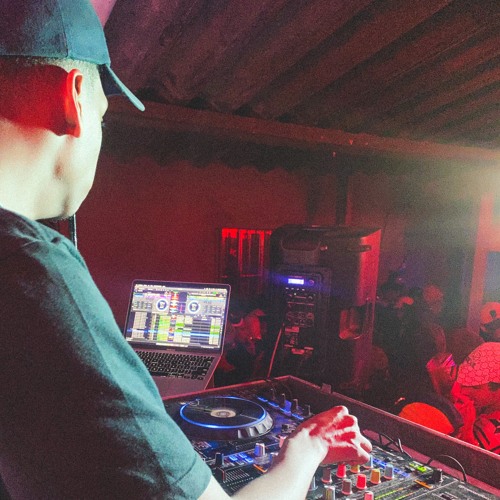 Stream "JOGA DE LADO" DJ CAIO SANTOS | MC KS | SILVA MC by DJ CAIO ...