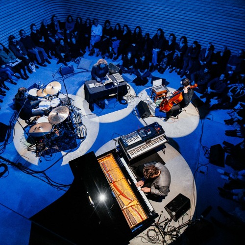 Stream Essential Tremors Mix by Angus Andrew by Area 3000 Radio ...