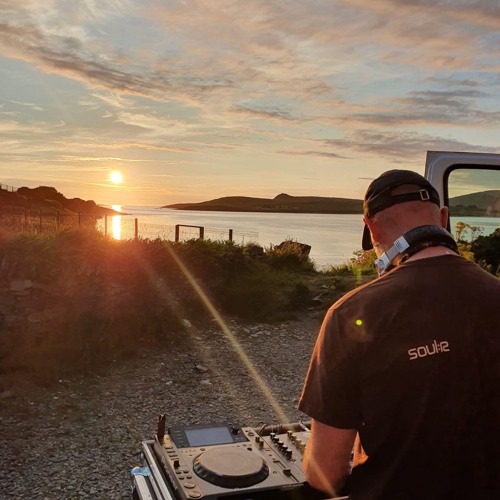 Stream Jet Li Islander Mix Dec 2020 by Jet Li dnb | Listen online for ...