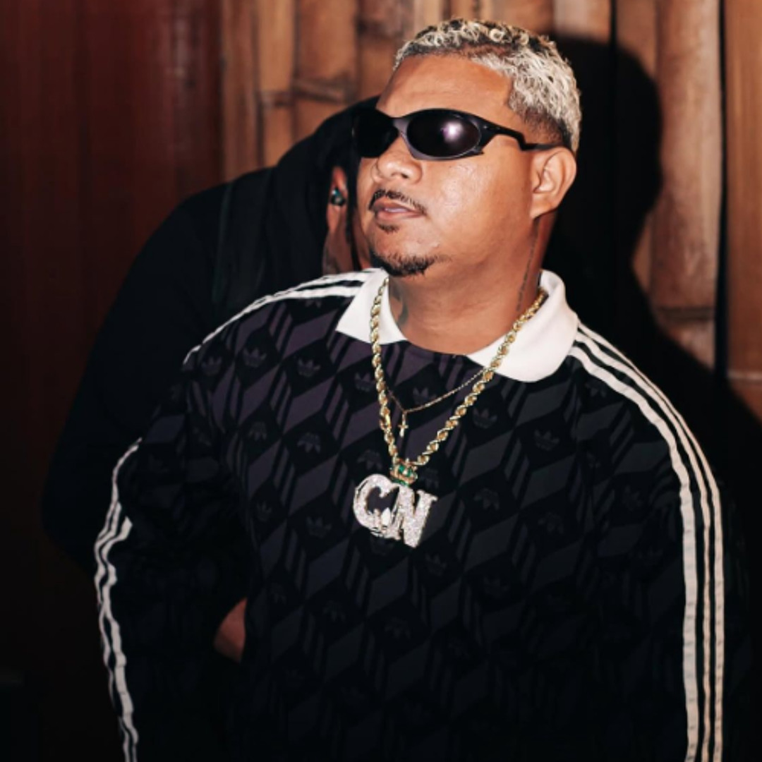 Stream KEVIN O CHRIS & MC RODRIGO DO CN - HOJE TU SENTA NO PAU by DJ DENILSON O CLÍNICO 2 ...