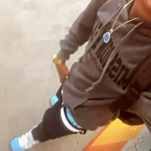 Stream Lil Blue - Gets Colder by Lil Bklue | Listen online for free on ...