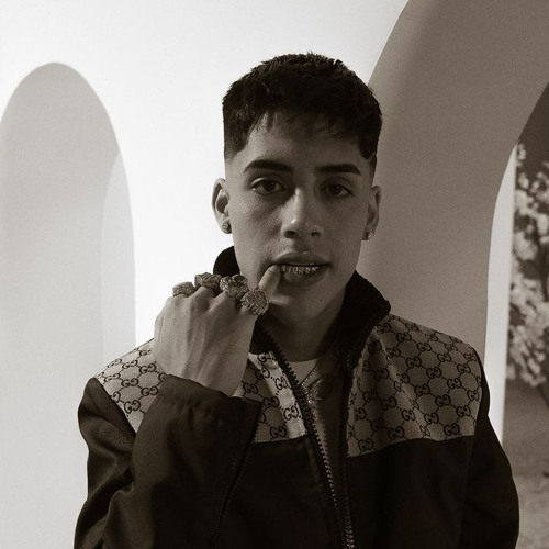 Stream Tiene Curiosidad - Cris MJ (Audio Edit) by Javier | Listen ...