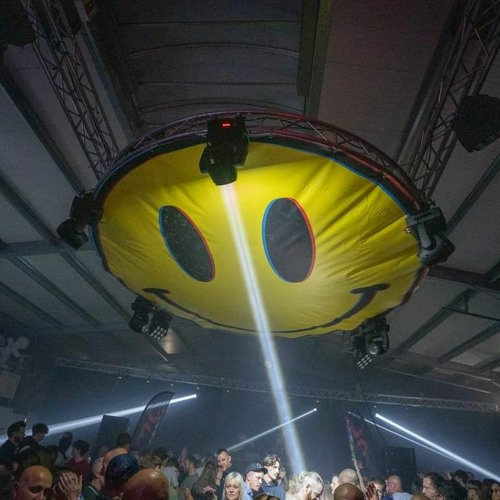 Stream Rétro House 2024 part2 by MissMjoy | Listen online for free on ...