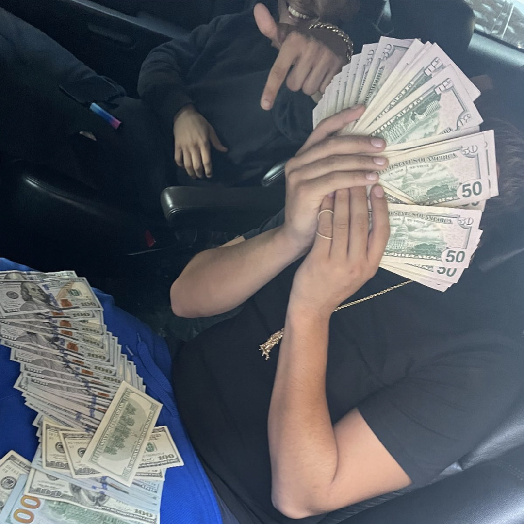 Listen to MASKED UP by 8beezly in rnb playlist online for free on ...