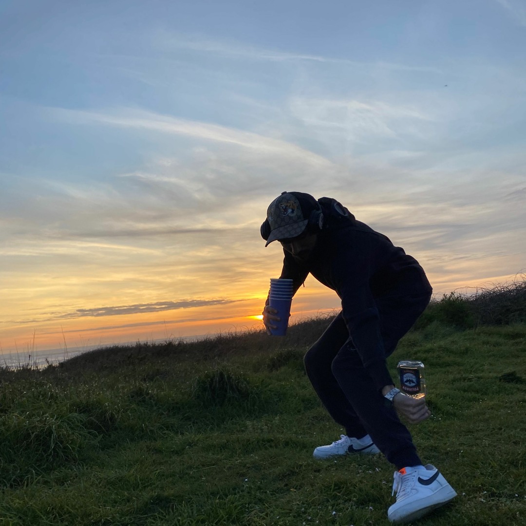 Stream au bord de la mer by Stranogo Tune | Listen online for free on ...