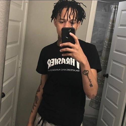 Stream Summrs - At The Pop Up (prod Goyxrd) by Summrs | Listen online ...