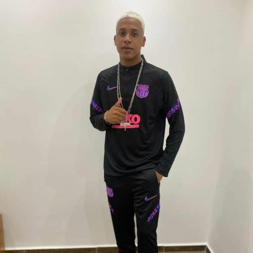 Listen to music albums featuring SEQUÊNCIA DE FIM DE ANO 002 NO PIKE DE ...