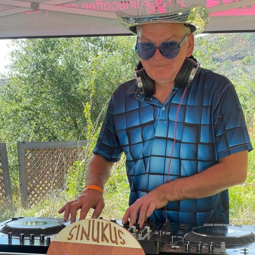 Stream FnF Spinning Wheel 9.23.2023 by sinukus | Listen online for free ...
