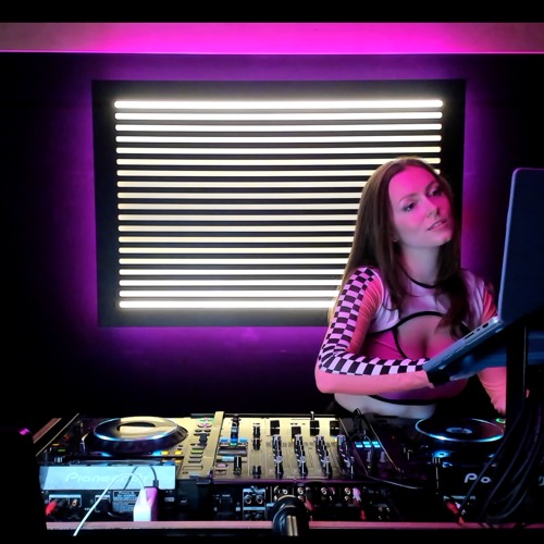 Stream My Body My Future | Tech House DJ Mix | Workout Series || VNSSA ...