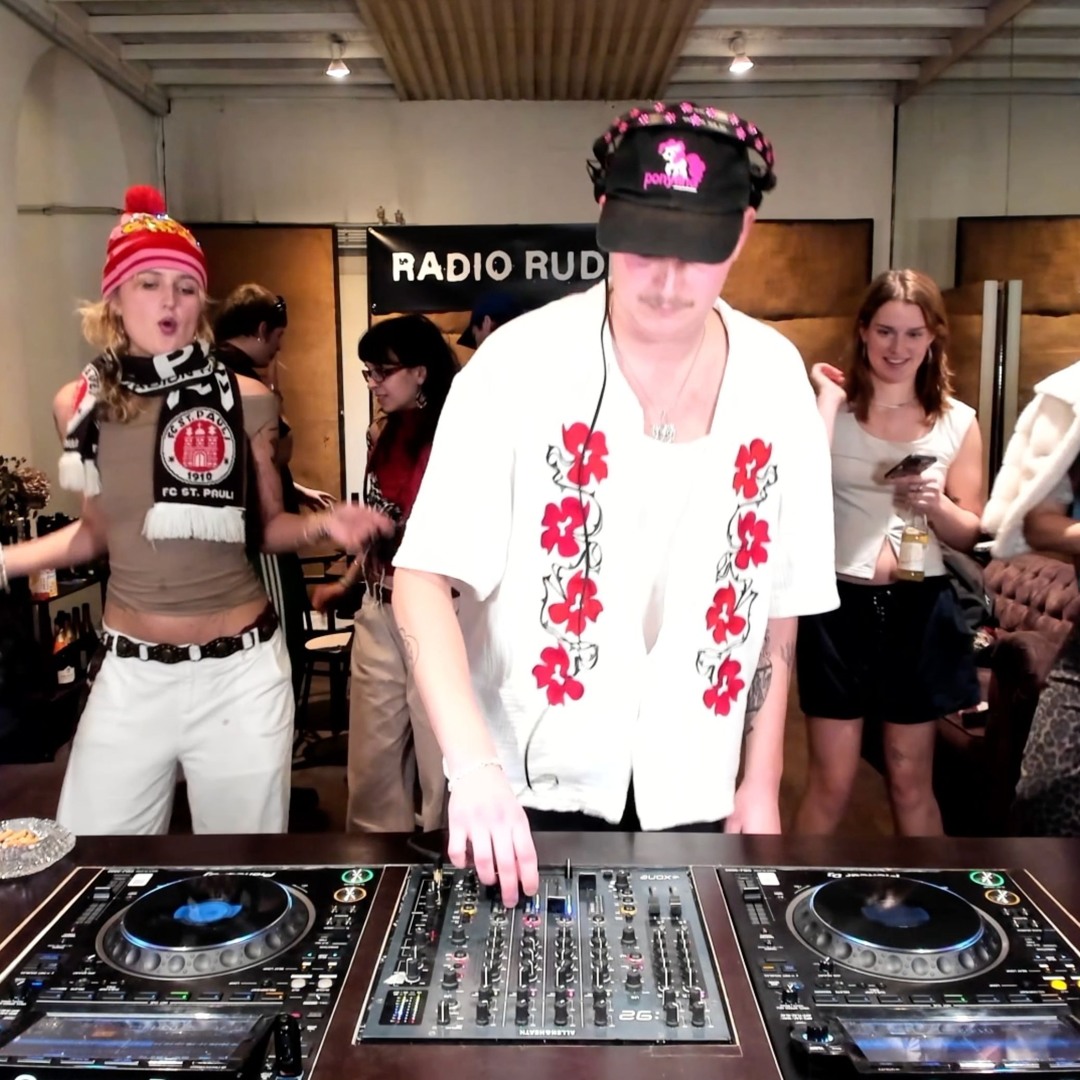 Stream DJ Pinky Promise - Synthetic Love | Radio Rudina by Radio Rudina ...