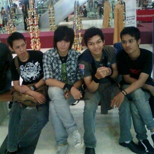 Stream SHASIN - INI AKU.mp3 by Hidrian | Listen online for free on ...