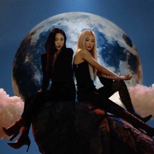 Sunmi Full Moon Wallpaper