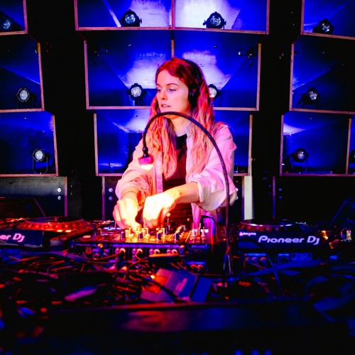 Stream Essy @ ADE Hangover 2023 by Into the Woods Festival | Listen ...