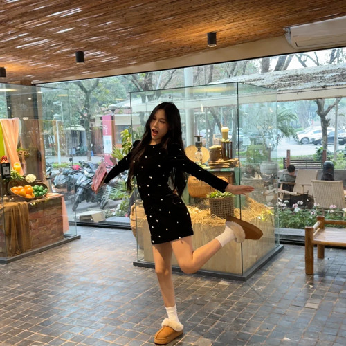 Stream Uyên Uyên | Listen to Uyin Uyin playlist online for free on ...