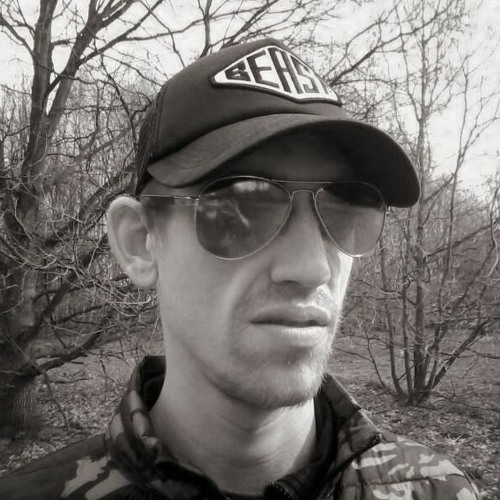 Stream Mc Flash - In De Prak ( totaal geroskeerd door weed en bier ...