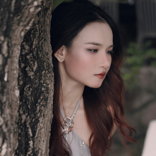 Stream Ý Nhi | Listen to NONSTOP CỦA NHI NELLY 2025-VINAHOUSE BASS CĂNG playlist online for free ...