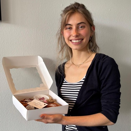 Stream episode Charlie Ter Burg (Charlie's Fika) - De Ondernemer 6 mei ...