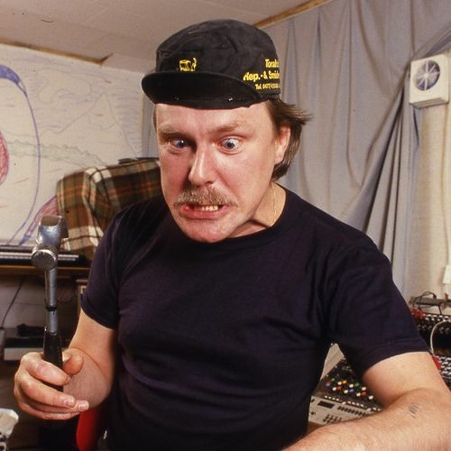 Stream Stand with the CCP ft. Xi Jingping, Winnie the pooh by Flow ...