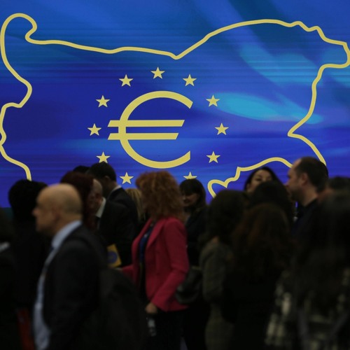 Stream episode С01:Е03: Разговор с икономиста Петър Ганев by ECONOMIC.BG podcast | Listen online ...