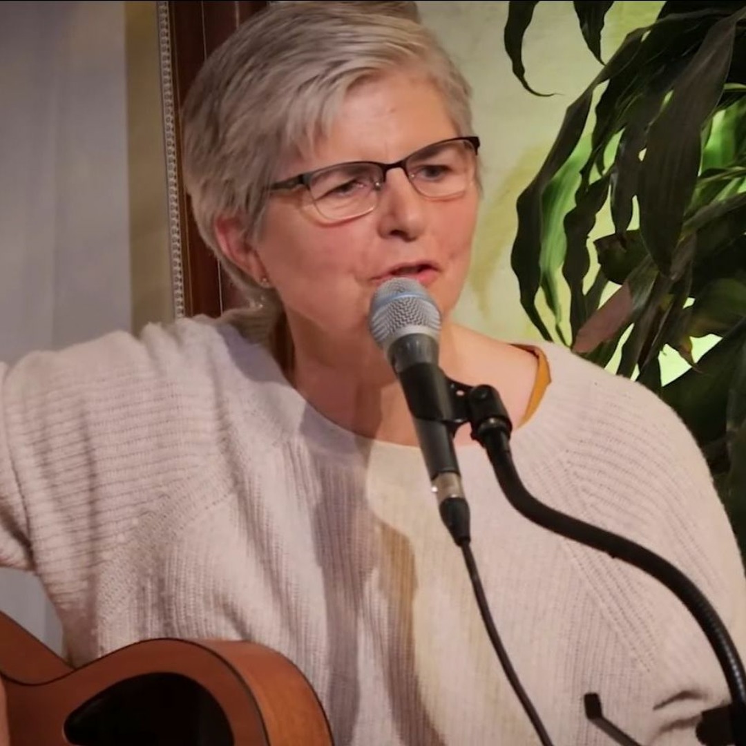 Stream Shiva Shambu Mahadev chanted by Dorothee by Mantras Kirtan and ...