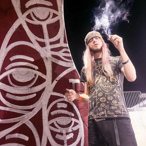 Stream RADIOACTIVE COKE RAVE (SHADOW WIZARD MONEY GANG) by SMOKE ...