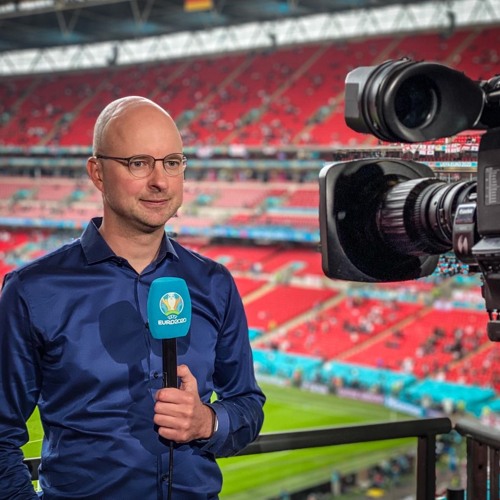 Stream Voormalig correspondent Tim de Wit vertelt over zijn boek 'Wankel Koninkrijk' by ...