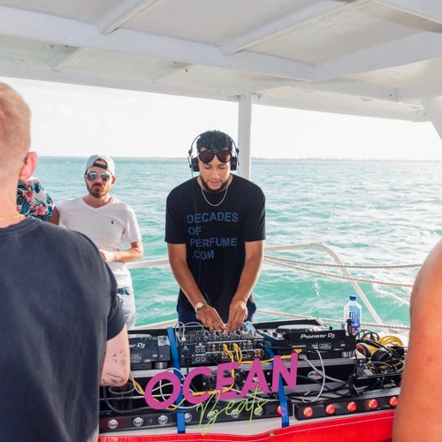 Stream OCEAN BEATS - GRAND CAYMAN - OPENING SET by DECADES OF PERFUME | Listen online for free ...