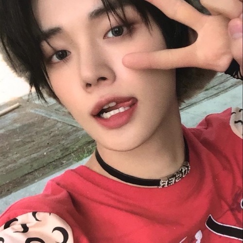 Stream Dan | Listen to Random KPop Songs (Boy group ver) playlist ...