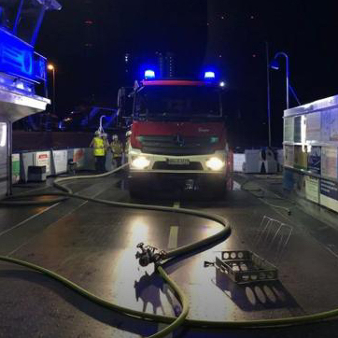 Stream Snackrunner Sea of Thieves Lyrics_mixed.mp3 by benny | Listen ...