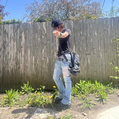 Stream sticker by osomanny | Listen online for free on SoundCloud