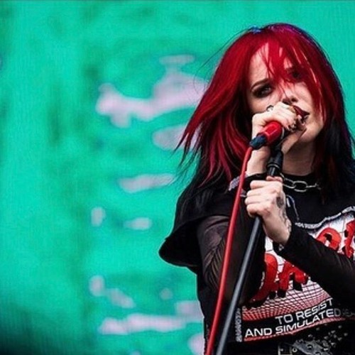 Alice Glass Hair
