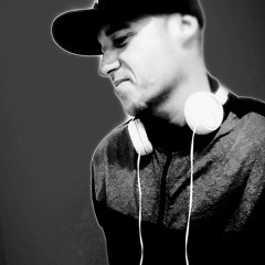 Kyle Laughlin's Instagram, Twitter & Facebook on IDCrawl