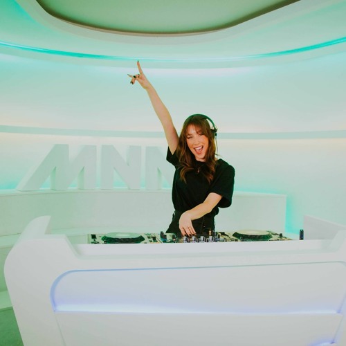 Stream MNM - Warmste Week mix by NINA BLACK | Listen online for free on ...