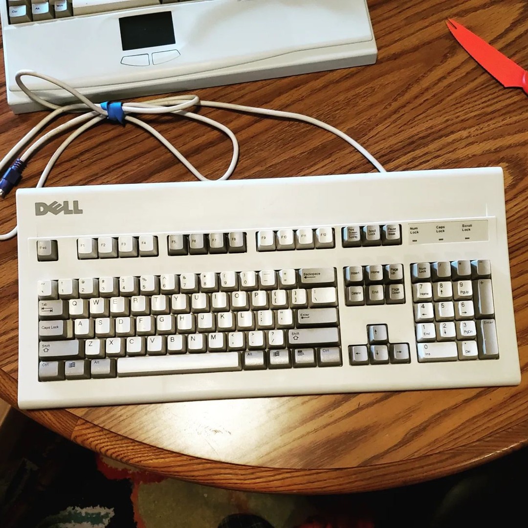 Stream Dell AT101W (Linearized Black Alps) by lozenge's typing tests ...
