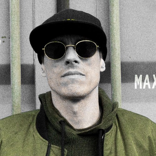 Listen to music albums featuring Deep flakes aka RIP 2024 mix (Still ...