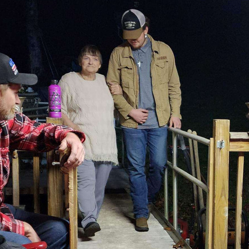 Stream Gavin Burton - If I Could Go Back (RIP Mammaw