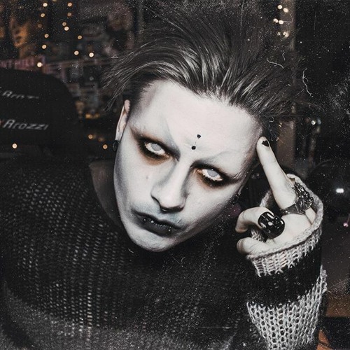 Stream Violet Orlandi & Jake Munro - Haunted (cover Evanescence ...