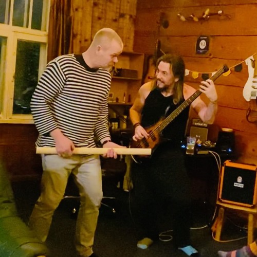 Stream Raid Saar - On käpikus külma (folk live) by Kristo Vaarmari ...