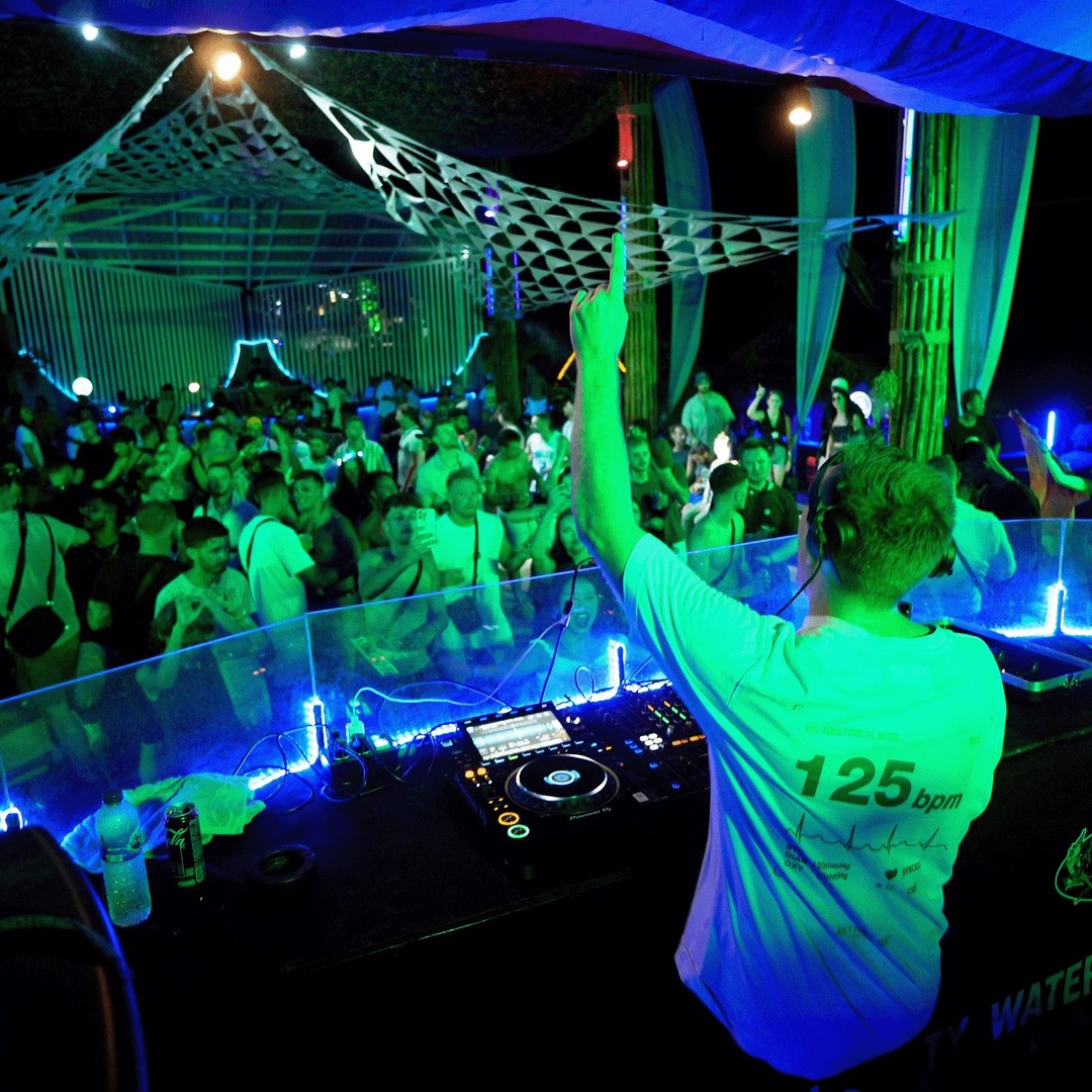 Stream DONT BLINK DJ SET @ WATERFALL PARTY THAILAND 2024 by DONT BLINK ...