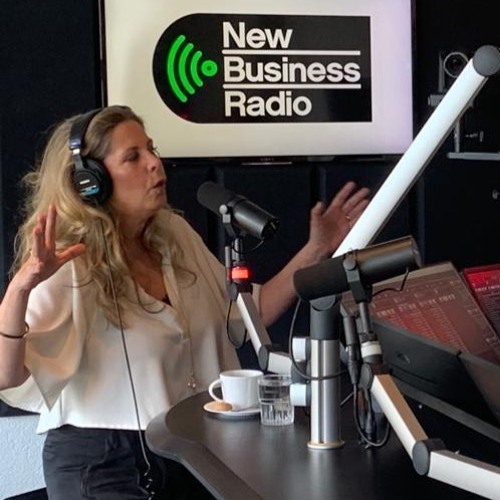 Stream episode Suzanne van Pelt (Smart Health) - Let's Talk Business 24 ...