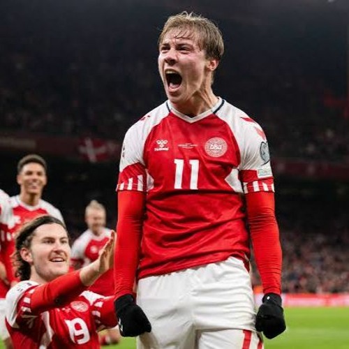 Stream Helgaruppgjör Dr. Football - Þeir kunna að læra heima í ...