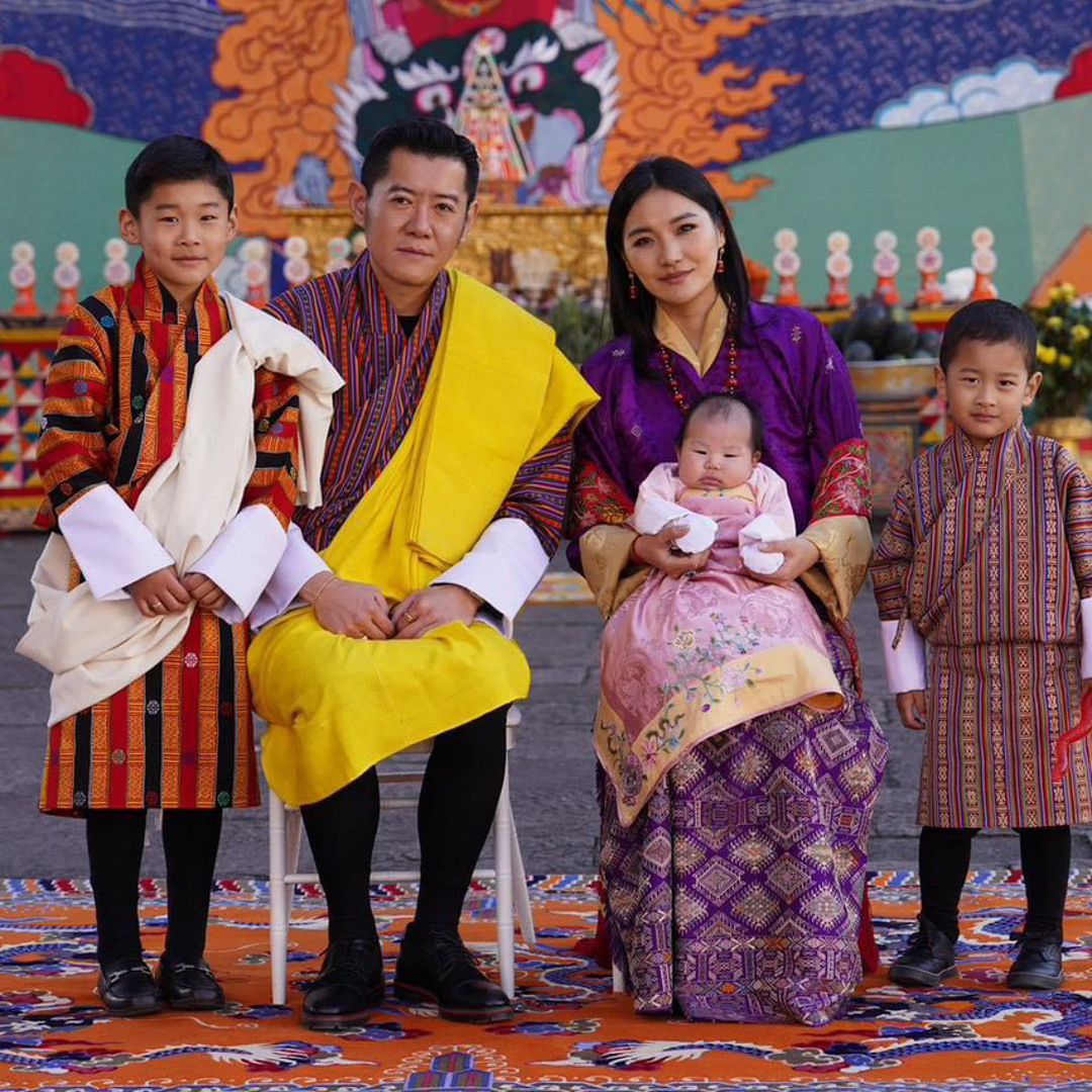 Stream Khesar Gyalpo 2 ‘the selfless king’ by Kezang D Wangmo .mp3 by Kezang D Wangmo (kdw ...