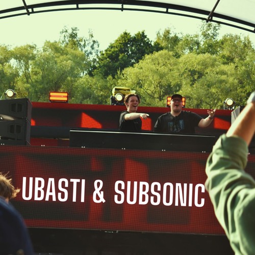 Ubasti & Subsonic @ Crystal Garden Stage, Tomorrowland Neighbourhood ...